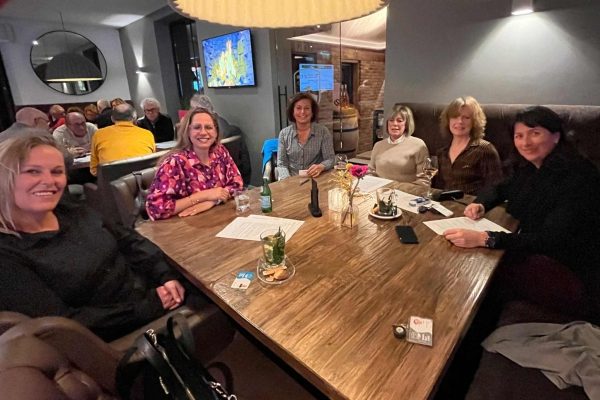 ParTee Girls - hoezo fanatiek? - Golfbaan Het Woold